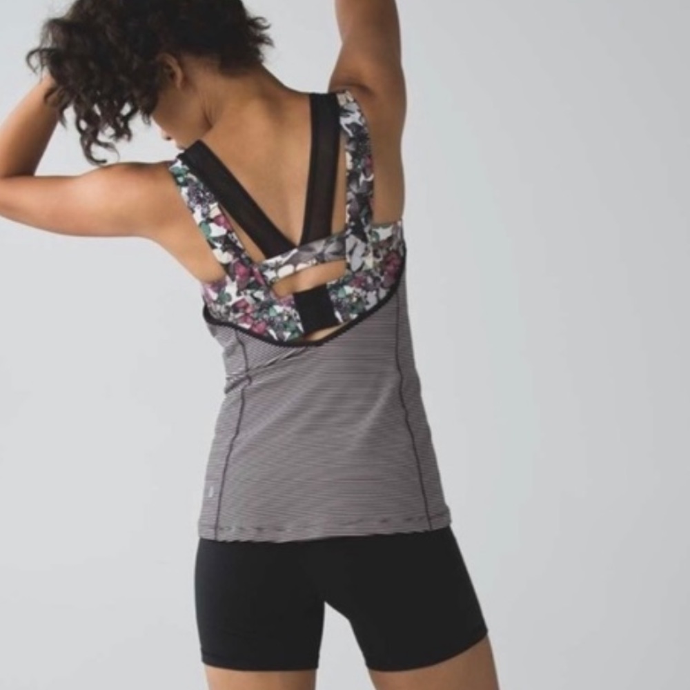 Lululemon Super Sport Tank Stripe Butterfly Tank 6 - Gem